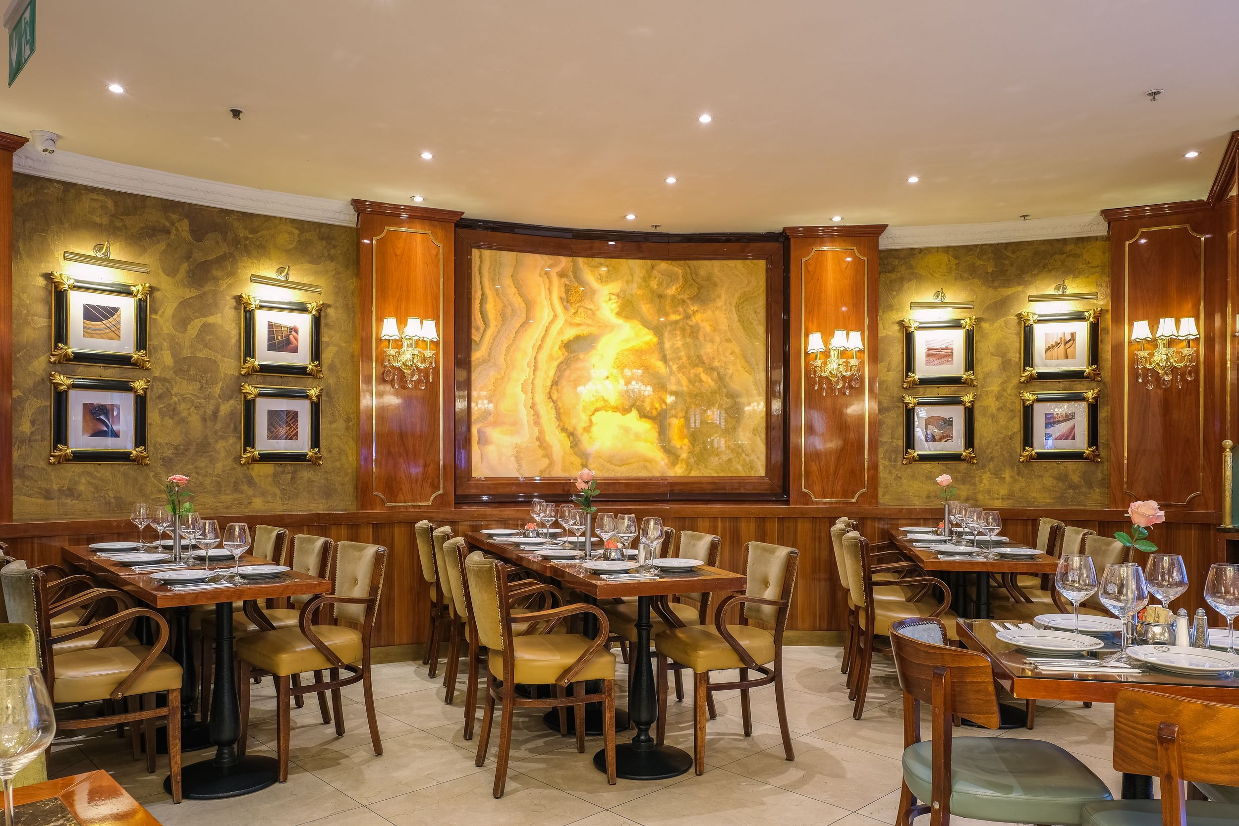 Italian restaurant London | Caffè Concerto New Knightsbridge
