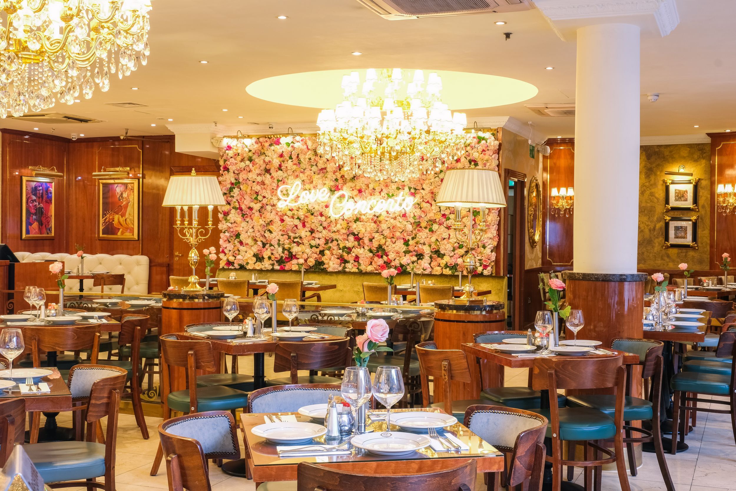 Italian restaurant London | Caffè Concerto New Knightsbridge