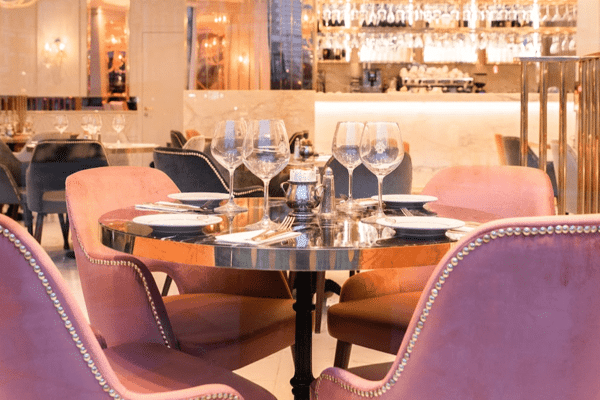 Book a table | Caffè Concerto